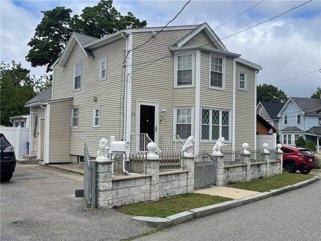 house with 3 bedroom, East Providence RI DS104264562