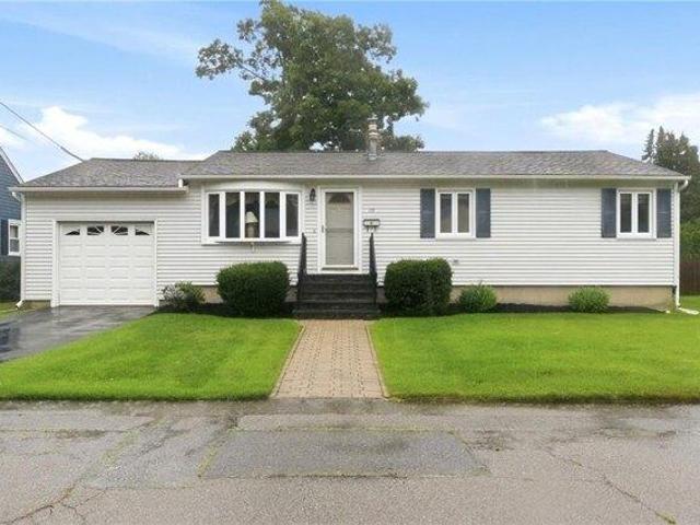 house with 3 bedroom, East Providence RI DS104332735