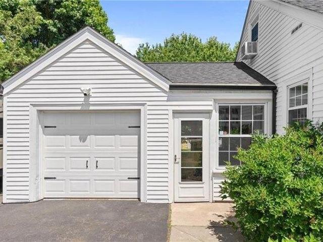 house with 3 bedroom, East Providence RI ES103431525