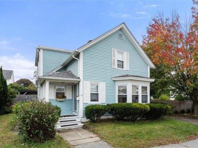 house with 3 bedroom, East Providence RI ES103496555