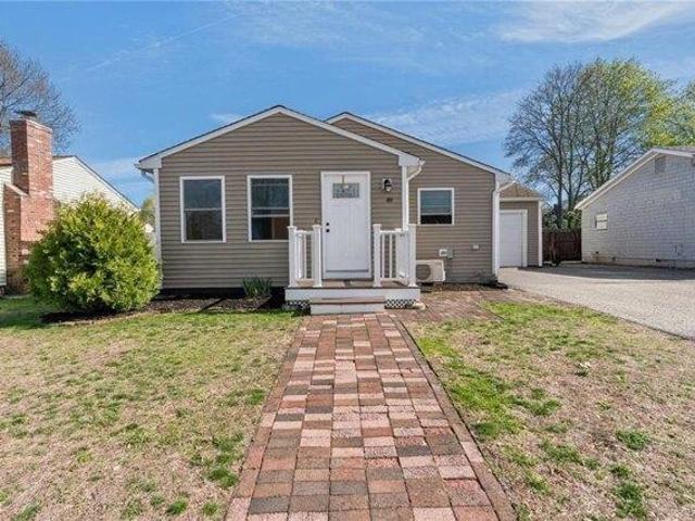 house with 3 bedroom, East Providence RI ES103888640
