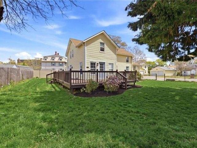 house with 3 bedroom, East Providence RI ES103889452