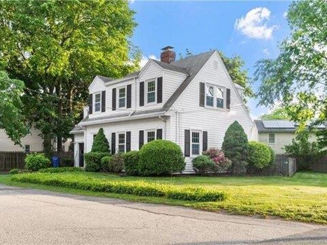 house with 3 bedroom, East Providence RI ES103128276