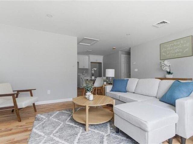 house with 3 bedroom, East Providence RI ES103158736