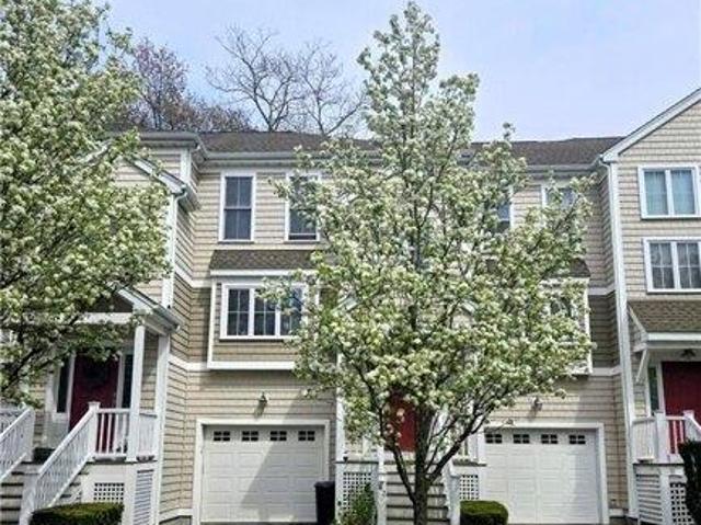 house with 3 bedroom, East Providence RI ES104410557