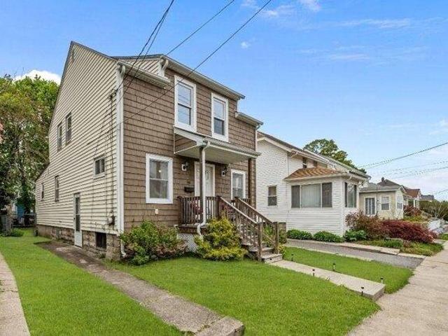 house with 3 bedroom, East Providence RI ES104853261