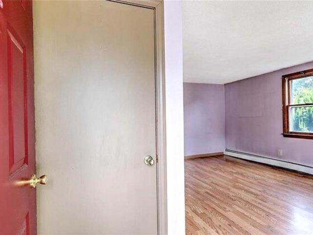 house with 3 bedroom, East Providence RI ES105092318