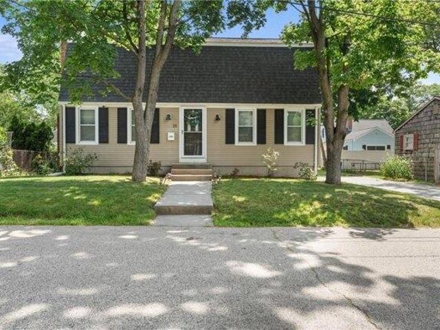 house with 3 bedroom, East Providence RI ES105094728