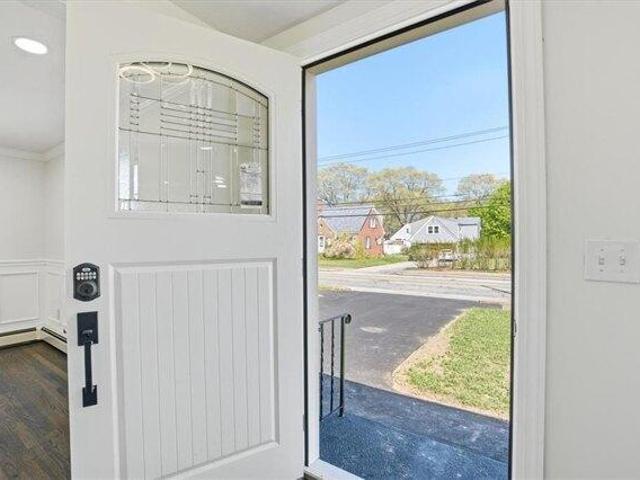 house with 3 bedroom, East Providence RI ES105095577