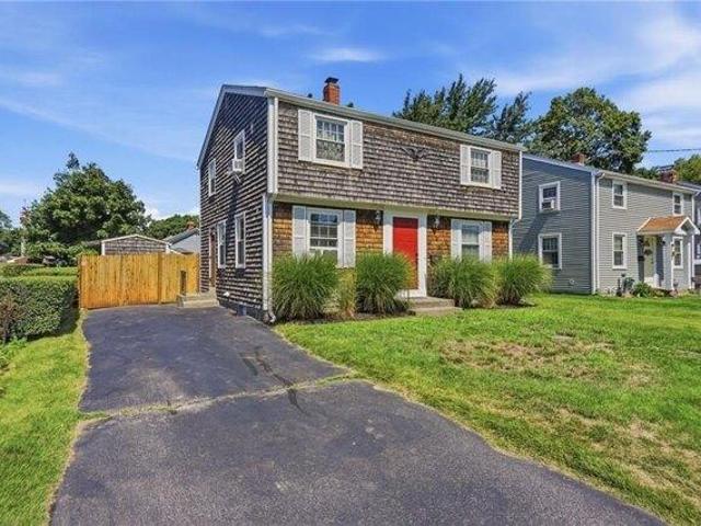 house with 3 bedroom, East Providence RI ES105140679