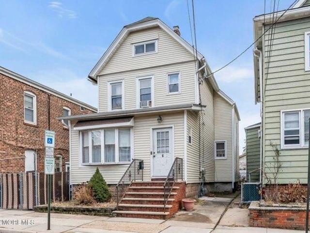 house with 3 bedroom, East Rutherford NJ DS101659245