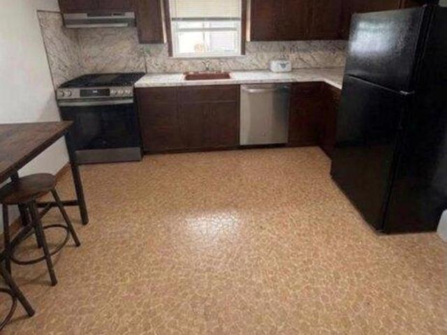 house with 3 bedroom, East Rutherford NJ ES104831508