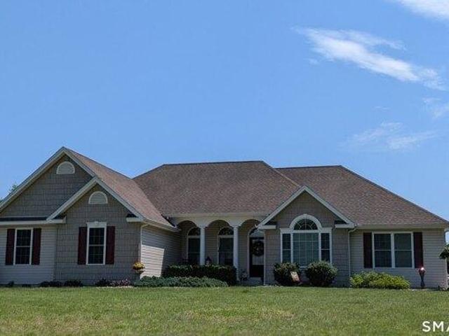 house with 3 bedroom, East Windsor CT DS102726418