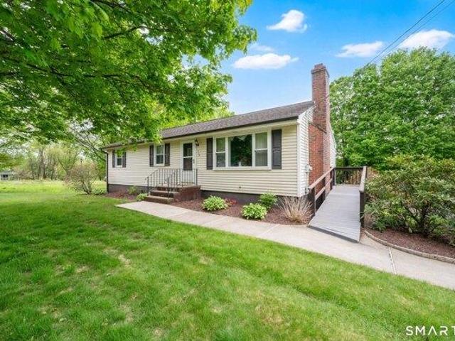 house with 3 bedroom, East Windsor CT DS103187316
