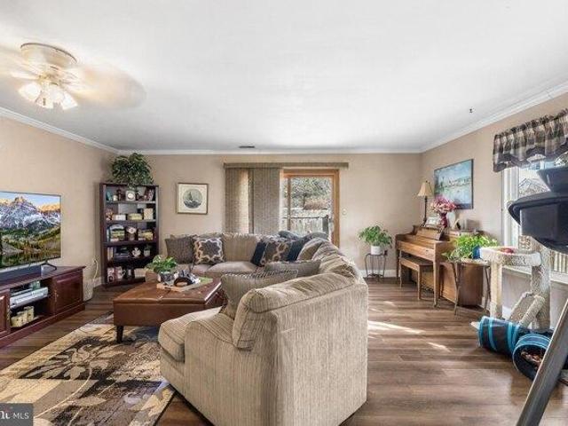 house with 3 bedroom, East Windsor NJ DS102800564