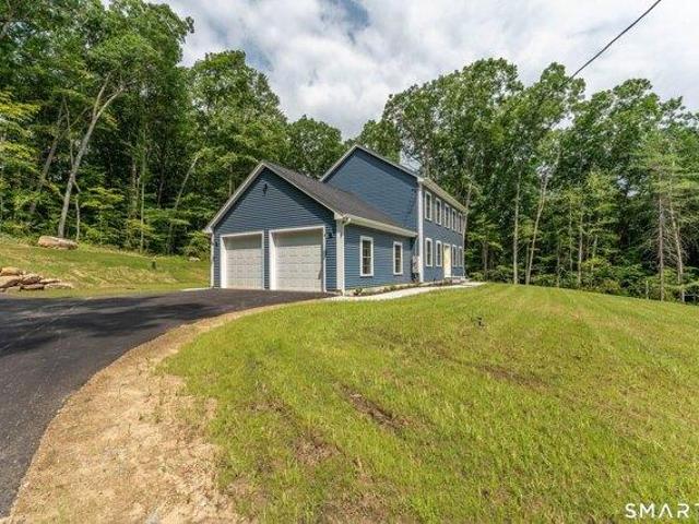 house with 3 bedroom, Eastford CT ES104189404