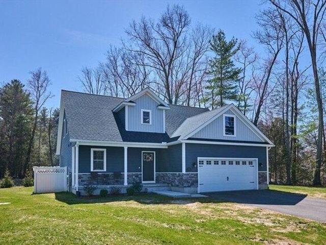 house with 3 bedroom, Easthampton MA DS102443490