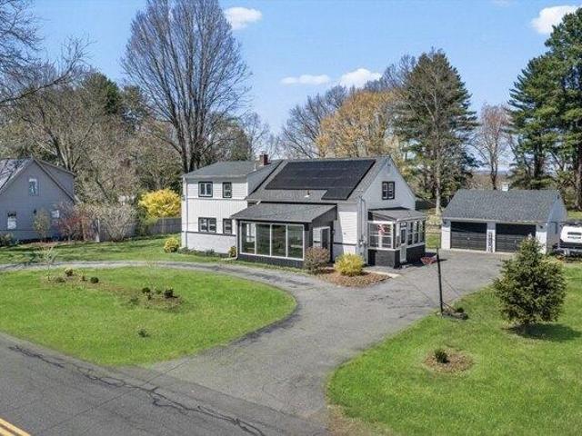 house with 3 bedroom, Easthampton MA DS102922787