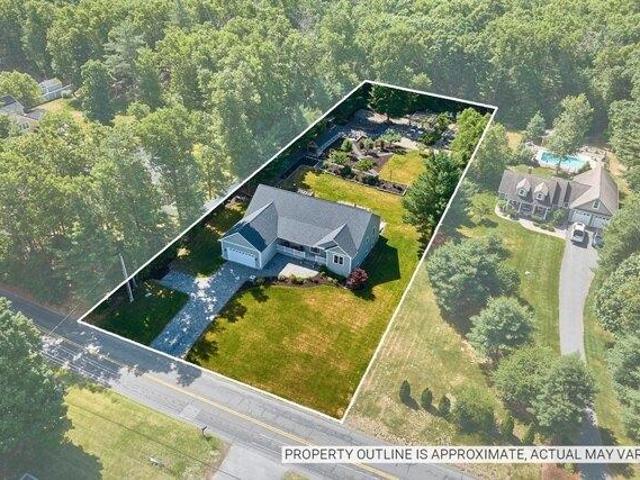 house with 3 bedroom, Easthampton MA DS103807557