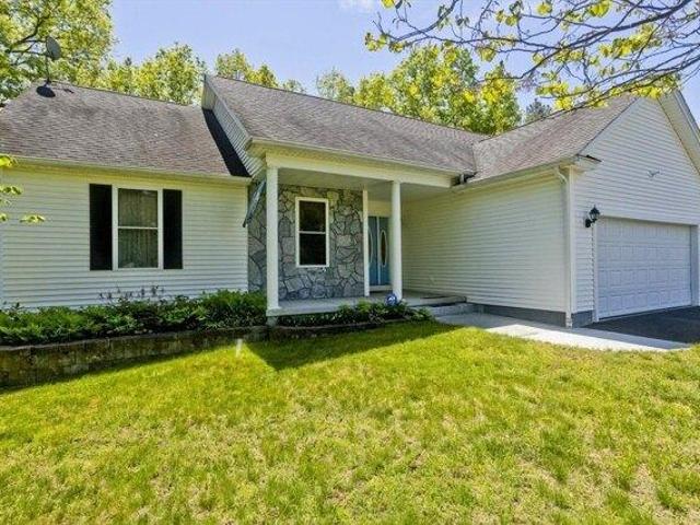 house with 3 bedroom, Easthampton MA DS103809939