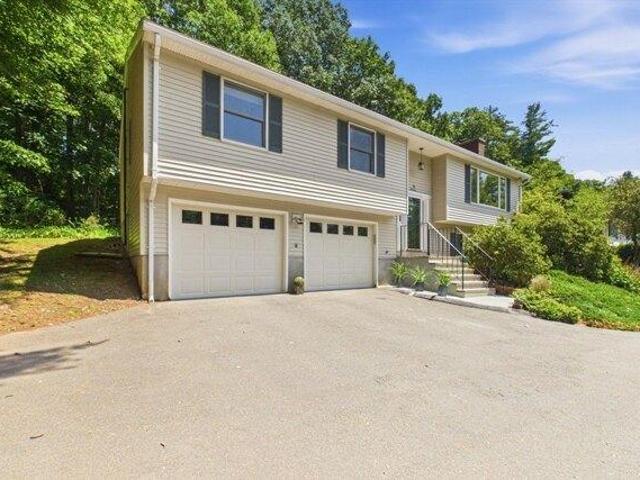 house with 3 bedroom, Easthampton MA DS104112805
