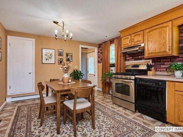 house with 3 bedroom, Easthampton MA ES105095042