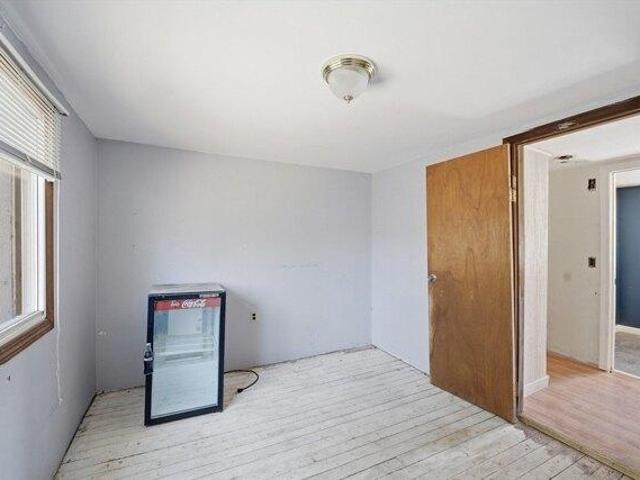 house with 3 bedroom, Easthampton MA ES105192643