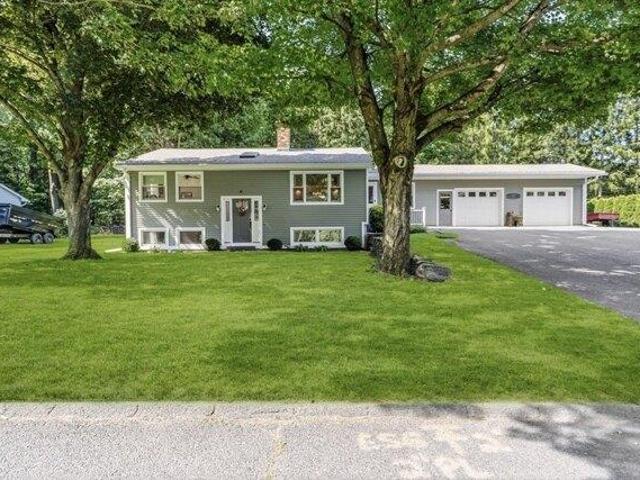 house with 3 bedroom, Easthampton MA ES105205339