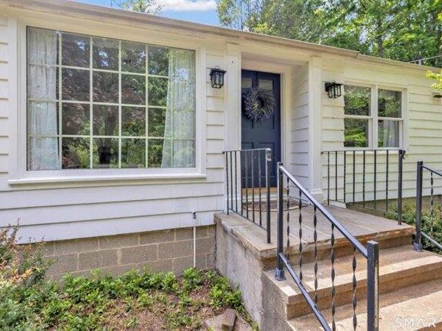 house with 3 bedroom, Easton CT ES104266329