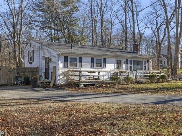 house with 3 bedroom, Easton MA DLS102961421