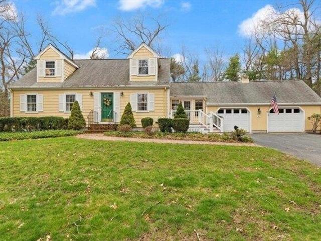house with 3 bedroom, Easton MA DS102343581