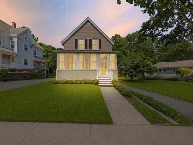 house with 3 bedroom, Easton MA ES103968598