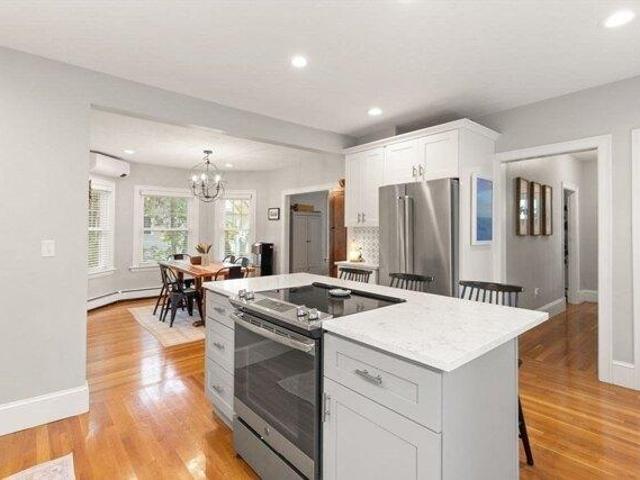 house with 3 bedroom, Easton MA ES103071618