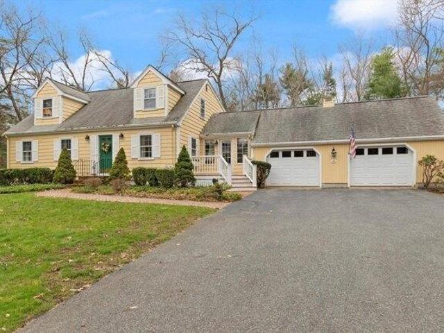 house with 3 bedroom, Easton MA ES104920265