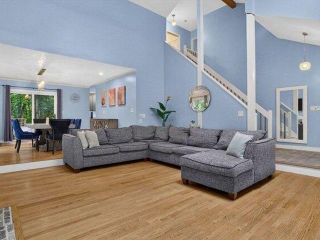 house with 3 bedroom, Easton MA ES105081037