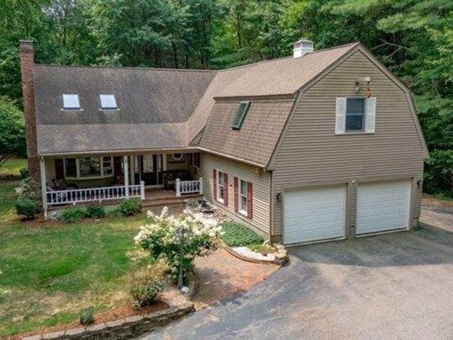 house with 3 bedroom, Easton MA ES105140711