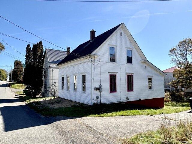 house with 3 bedroom, Eastport ME DS102775874