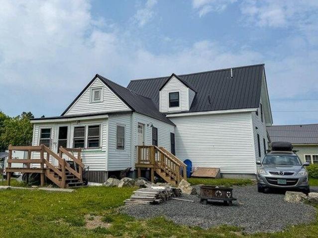 house with 3 bedroom, Eastport ME ES104540352