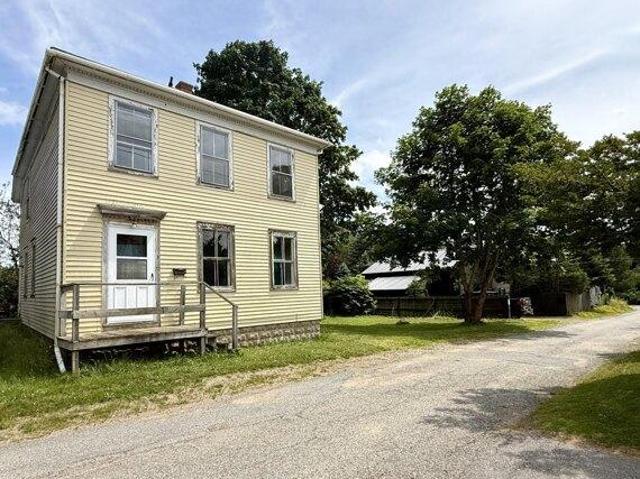 house with 3 bedroom, Eastport ME ES105105211