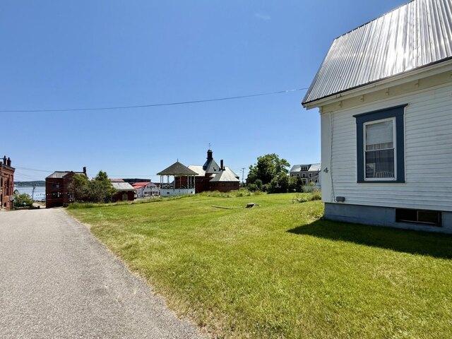 house with 3 bedroom, Eastport ME ES105125614