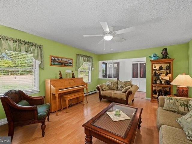 house with 3 bedroom, Egg Harbor Township NJ ES105192859