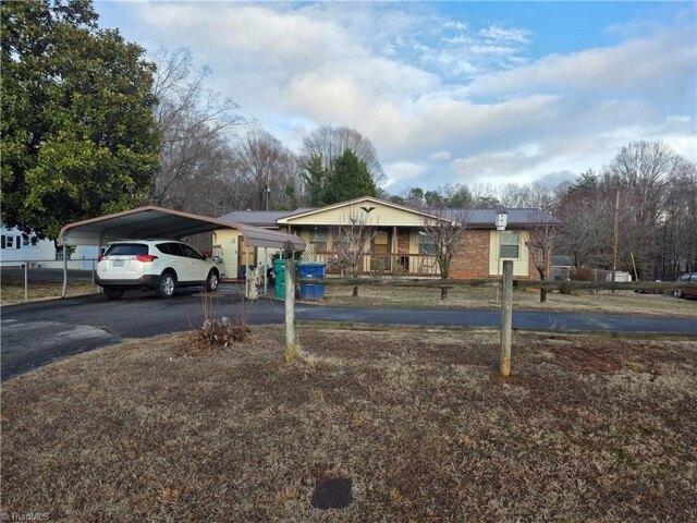 house with 3 bedroom, Eden NC DS103604338