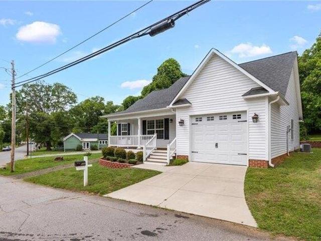 house with 3 bedroom, Eden NC DS91838739