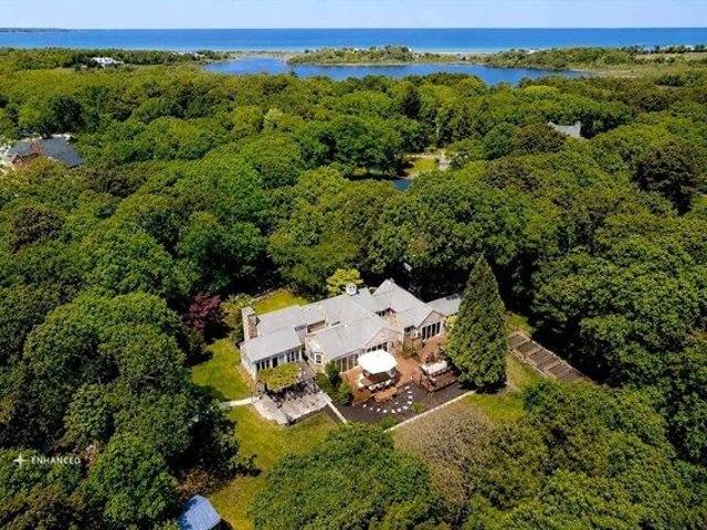 house with 3 bedroom, Edgartown MA DLS103071655