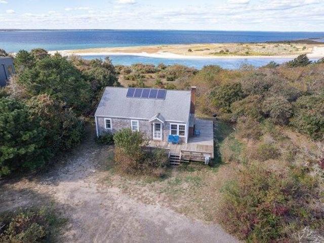 house with 3 bedroom, Edgartown MA DS102961241