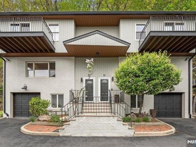 house with 3 bedroom, Edgewater NJ DS101705416