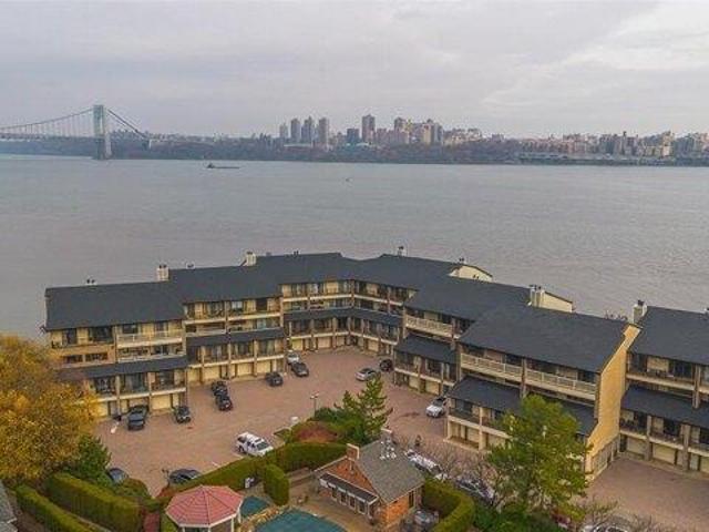 house with 3 bedroom, Edgewater NJ DS101799581