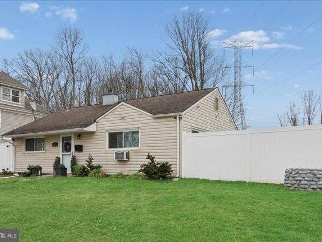 house with 3 bedroom, Edison NJ DS102281179