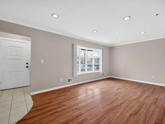 house with 3 bedroom, Edison NJ DS102282497