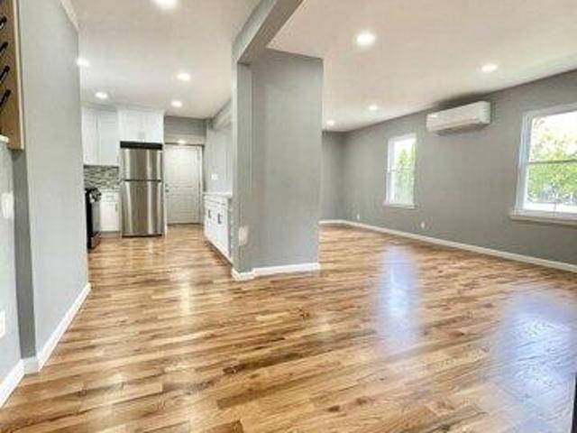 house with 3 bedroom, Edison NJ ES105191261